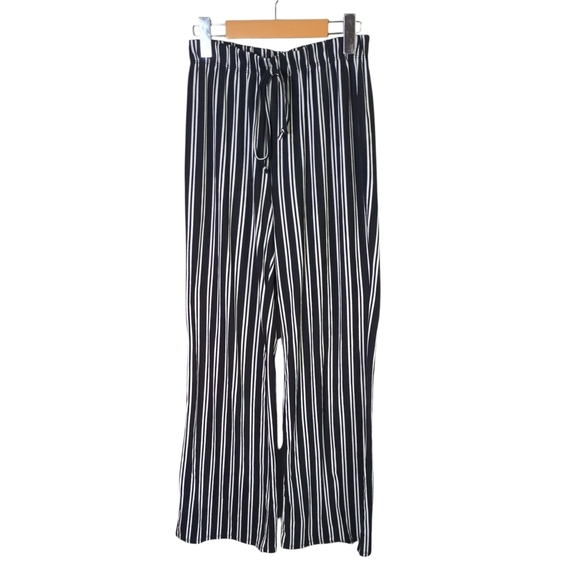 Ardene | Pants & Jumpsuits | Ardene Black And White Striped Wide Leg ...